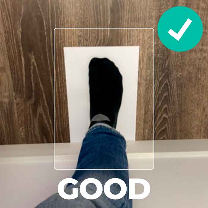 FeetSizr | Scan your feet with your phone and get the right size